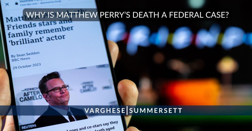 Explicación de la acusación por la muerte de Matthew Perry